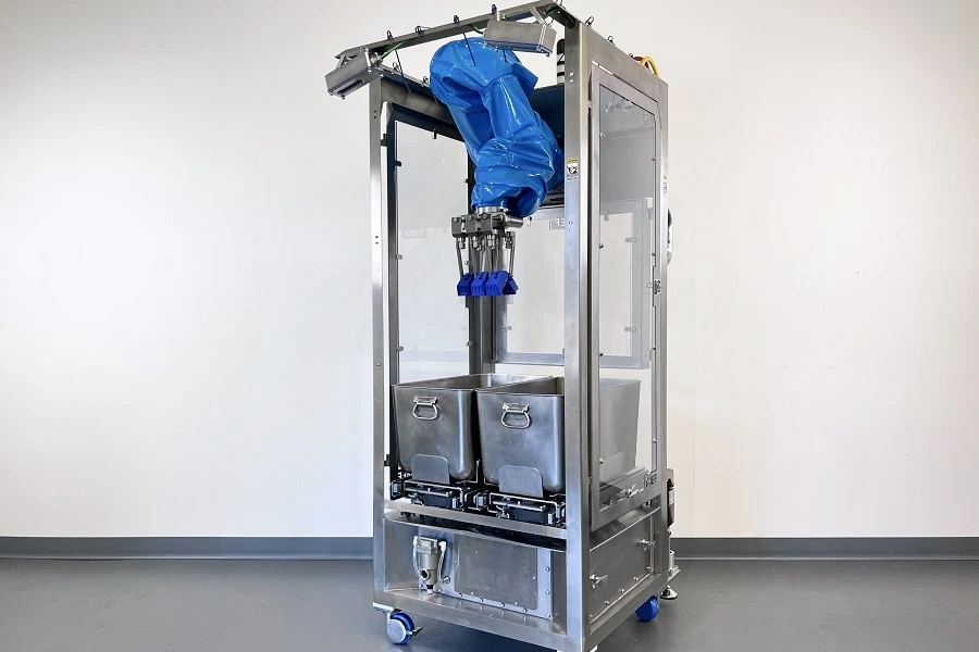 AI-powered robot enhances meal assembly in food manufacturing